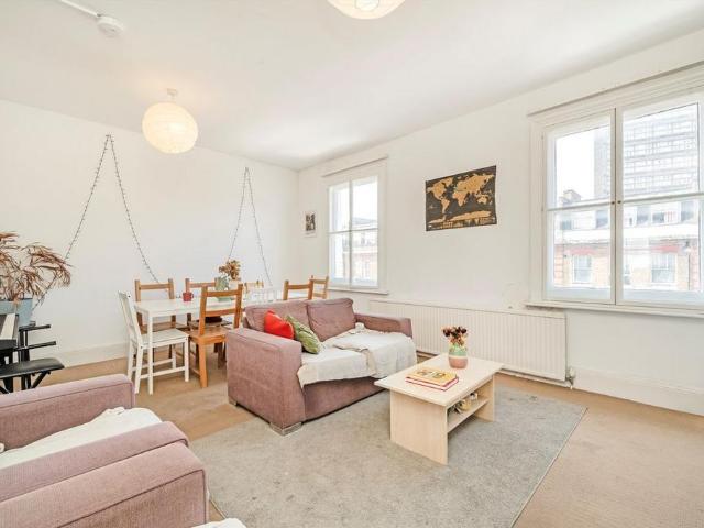 Harrow Road, Maida Vale W9 3 bed flat to rent £3,400 pcm £785 pw