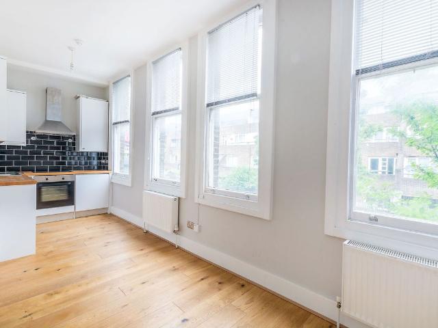 Harrow Road, Queen's Park, London W10, 1 bed flat to rent, £1,842 pcm | PrimeLocation