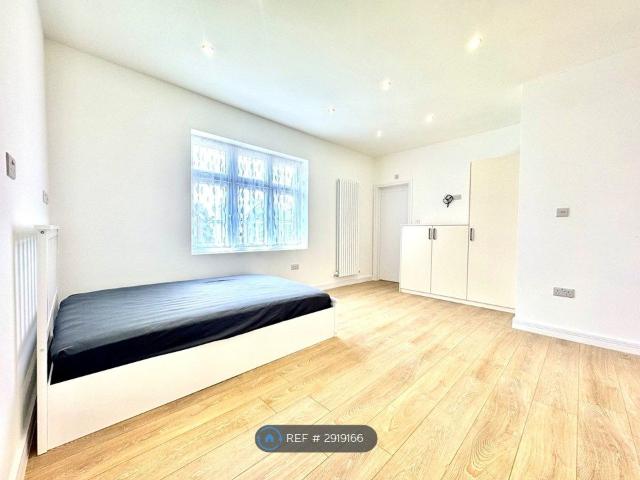 Harrow View, Harrow HA1, Studio to rent, £1,250 pcm | PrimeLocation