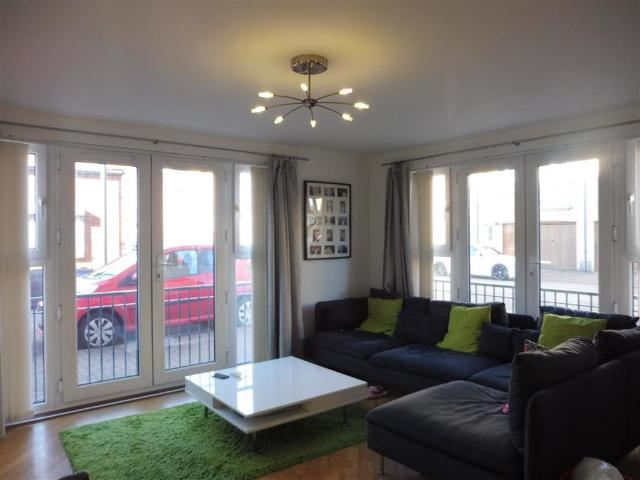 Harrowby Street, Cardiff CF10, 2 bed flat to rent, £1,100 pcm | PrimeLocation