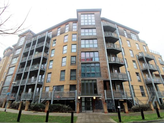 Harry Zeital Way, Upper Clapton E5, 3 bed maisonette to rent, £3,000 pcm | PrimeLocation