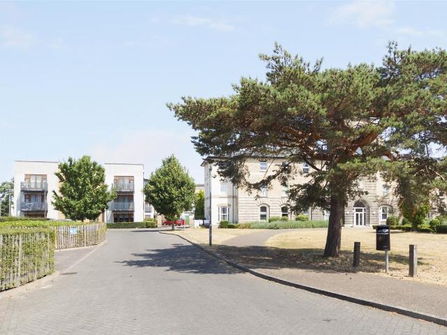 Harry Close, Croydon CR0, 1 bed flat to rent, £1,350 pcm | PrimeLocation