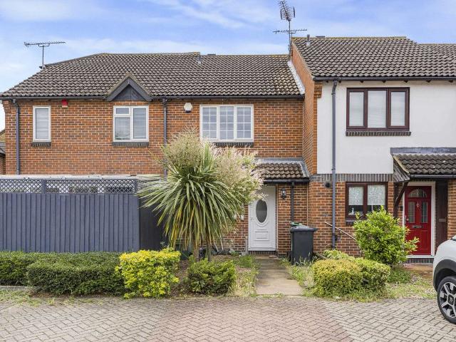 Hasted Close, Greenhithe DA9, 2 bed terraced house to rent, £1,450 pcm | PrimeLocation