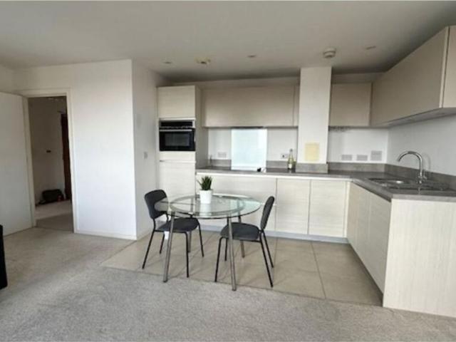Hastings Road, London E16, 1 bed flat to rent, £1,650 pcm | PrimeLocation