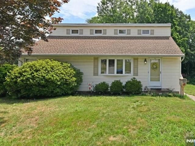 Hasbrouck Ave, Emerson, Home For Sale