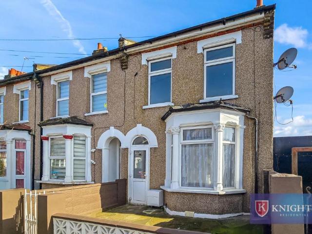 Haselbury Road, London, N18 3 bed terraced house to rent £2,400 pcm £554 pw