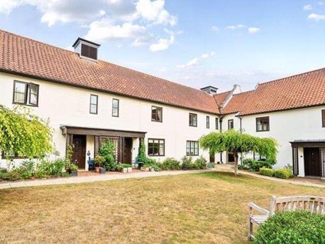 Hasells Courtyard, Westgate Street, 2 Bedroom Retirement