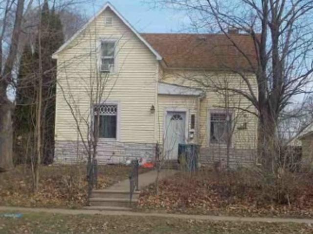 Haskell St E