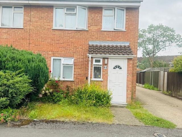 Haslam Close, Uxbridge UB10, 3 bed end terrace house to rent, £2,100 pcm | PrimeLocation