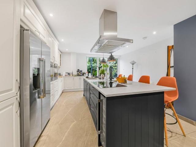 Haslemere Avenue, Hendon NW4, 5 bed detached house to rent, £6,000 pcm | PrimeLocation