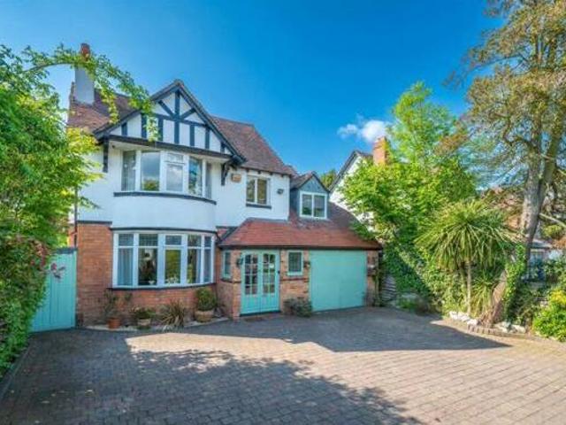 Haslucks Green Road, Shirley, 4 Bedroom Detached