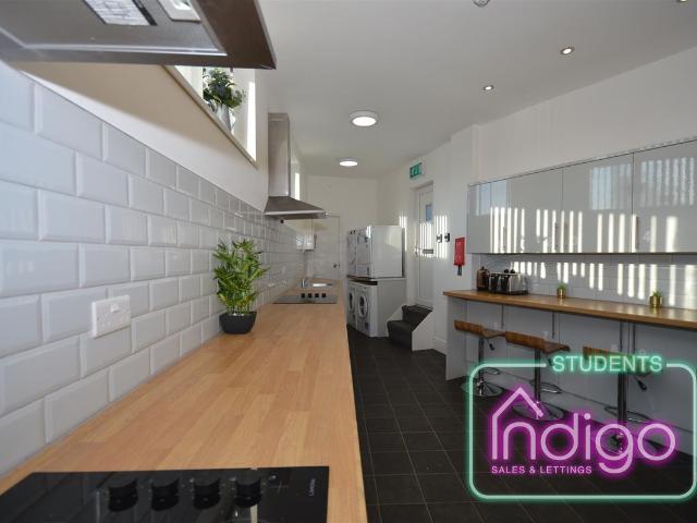 Hassell Street, Newcastle ST5, Room to rent, £470 pcm | PrimeLocation