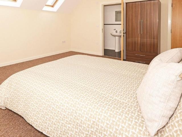 Hassell Street, Newcastle Under Lyme ST5, 1 bed flat to rent, £646 pcm | PrimeLocation