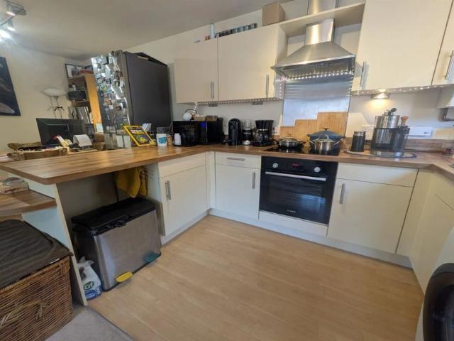 Hassocks Close, Beeston, NG9 2GH