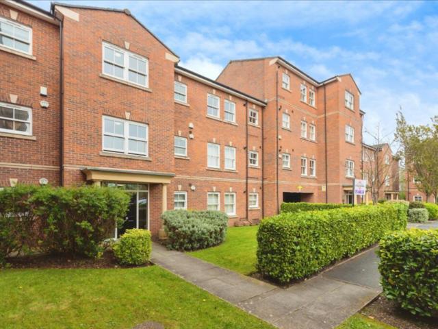 Hatter's Court, Stockport, Cheshire SK1, 2 bed flat to rent, £1,100 pcm | PrimeLocation