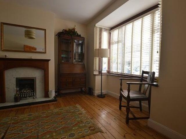 Hatton Gardens, Mitcham, CR4