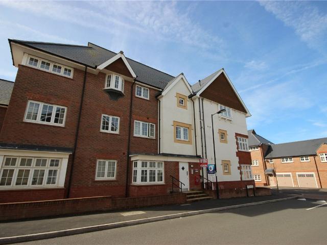 Hatton Road, Cheswick Village, Bristol BS16, 2 bed flat to rent, £1,450 pcm | PrimeLocation