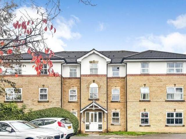 Hatfield Close, Sutton, 2 Bedroom Apartment