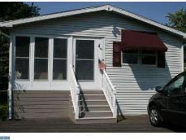 Hatfield, PA, Montgomery County Mobile Home for Sale 3 Bed 2 Baths for sale in Hatfield, Pennsylvania