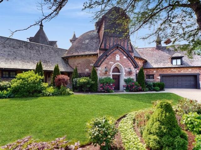 Hathaway Cir, Lake Forest, Home For Sale