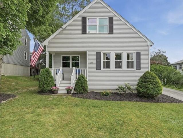 Hathaway Commons Rd, Fall River, Home For Sale