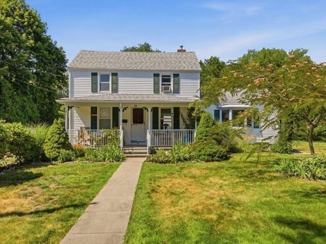 Hathaway Rd, Dartmouth, Home For Sale