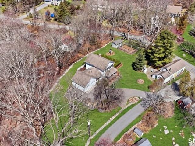 Hathaway Rd, East Lyme, Home For Sale