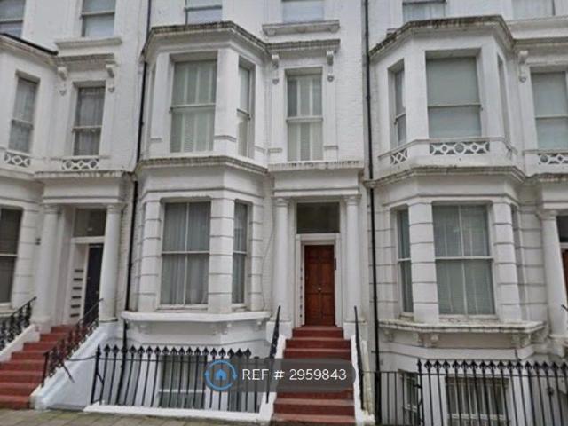 Hatherley Grove, London W2, 2 bed semi detached house to rent, £2,750 pcm | PrimeLocation