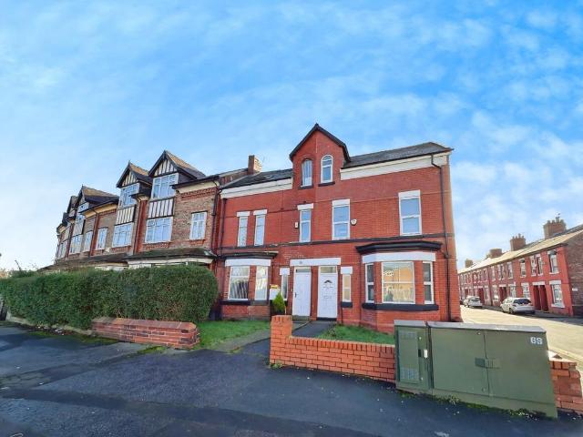 Hathersage Road, Manchester, Greater. 5 bed house to rent £2,400 pcm £554 pw