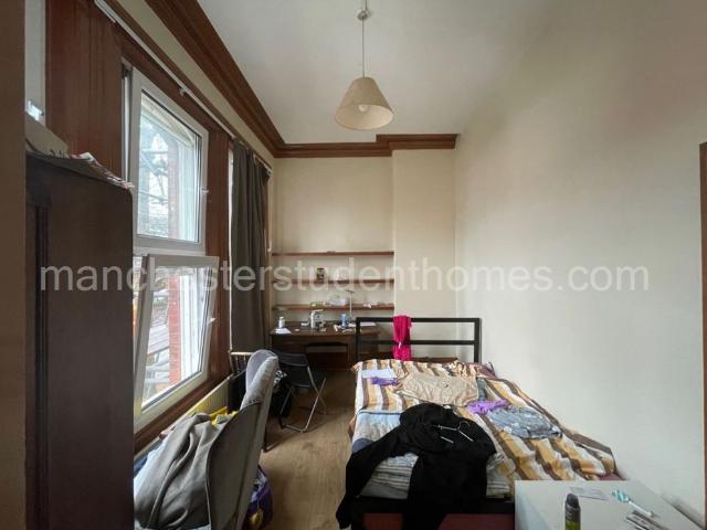 Hathersage Road, Manchester, M13 0HY