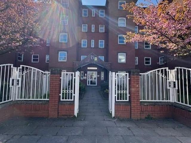Hathersage Road, Manchester M13 1 bed flat to rent £1,000 pcm £231 pw