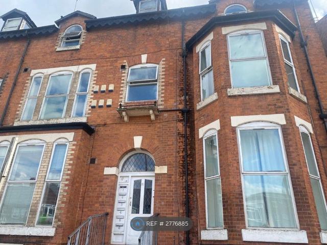 Hathersage Road, Manchester M13, 2 bed flat to rent, £1,200 pcm | PrimeLocation