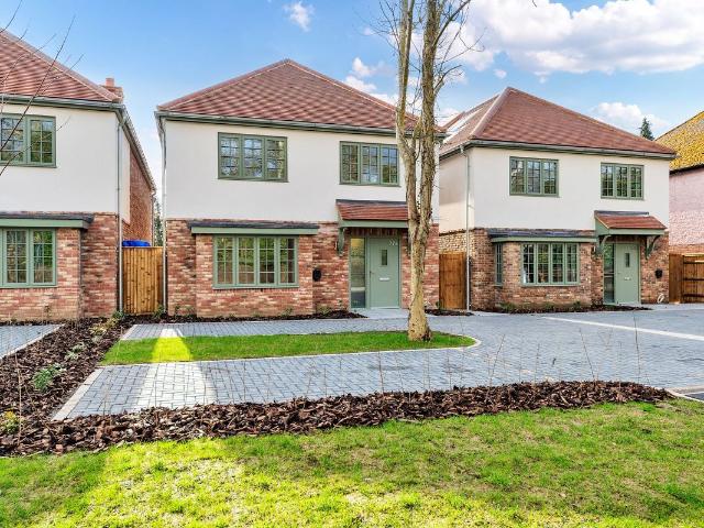 Hauxton Road, Little Shelford CB22, 4 bed detached house to rent, £3,500 pcm | PrimeLocation