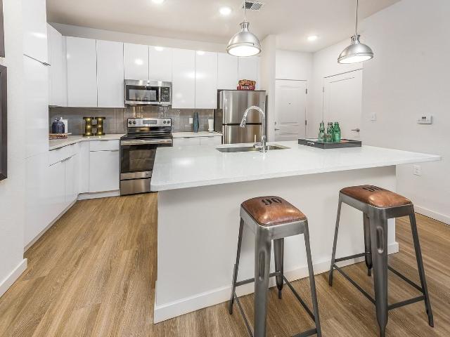 Havana Square Apartments 1 Bedroom Apartment for Rent at 400 N Rome Ave, Tampa, FL 33606 North Hyde Park