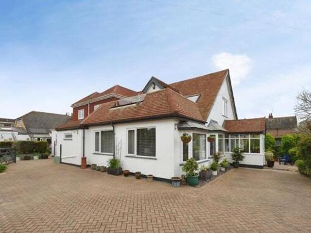 Havant Road, Hayling Island, 5 Bedroom Detached