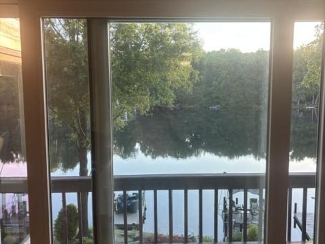 Have two rooms in 3 bedroom Townhouse on a lake