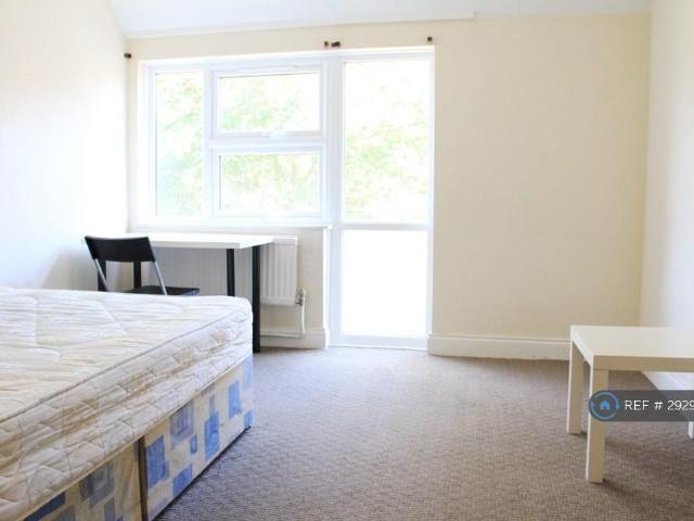 Havelock St, London, N1 4 bed terraced house to rent £5,000 pcm £1,154 pw