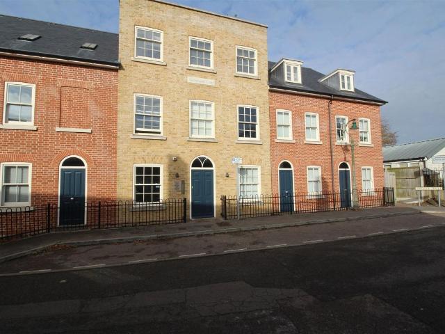 Havelock Street, Canterbury CT1, Studio to rent, £1,060 pcm | PrimeLocation