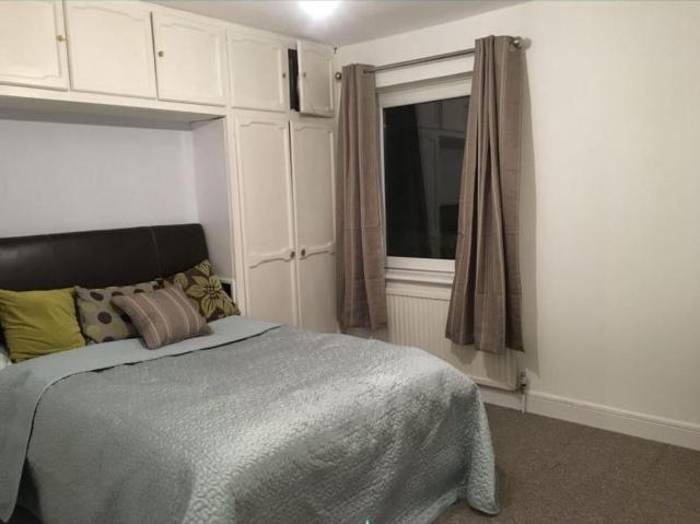 Havelock Street, Kettering, Northants NN16, 3 bed property to rent, £1,150 pcm | PrimeLocation