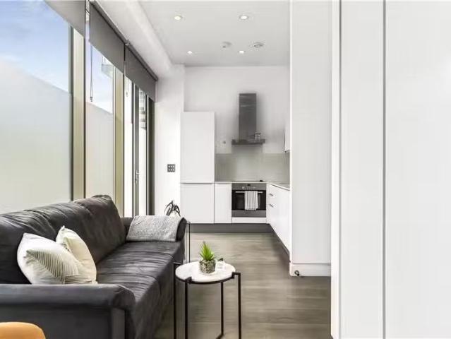 Haven Way, London, SE1 3FJ