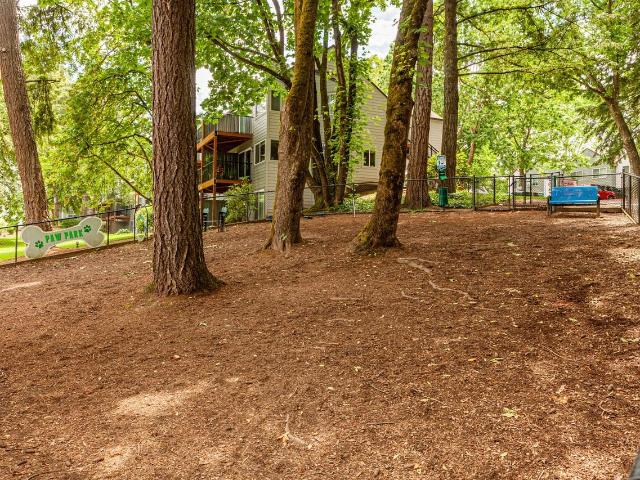 Haven at Charbonneau 2 Bedroom Apartment for Rent at 8755 Sw Illahee Ct, Wilsonville, OR 97070 Wilsonville