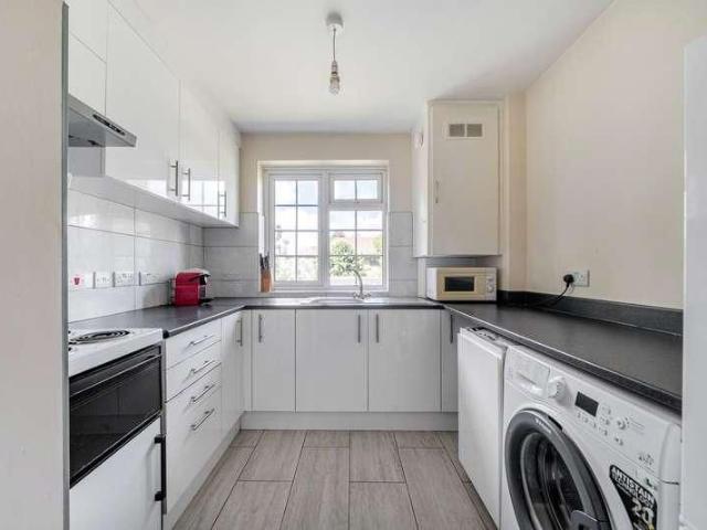 Haven Court, Berrylands, Surbiton, KT5