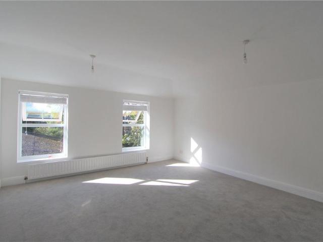 Haven Green, London, UK, W5 1 bed apartment to rent £1,825 pcm £421 pw