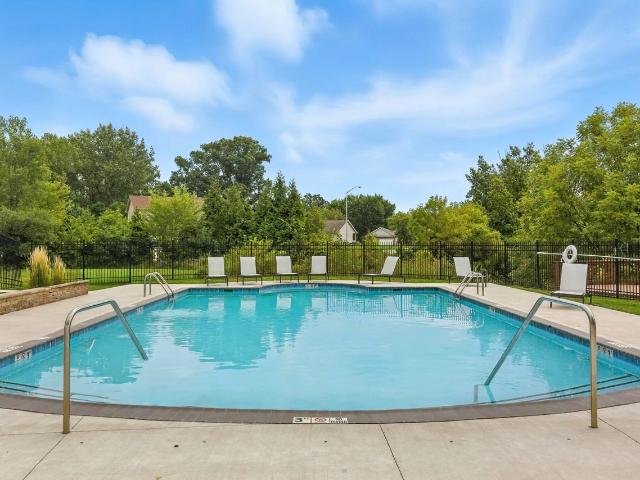 Haven Hobart 2 Bedroom Apartment for Rent at 333 Neringa Ln, Hobart, IN 46342