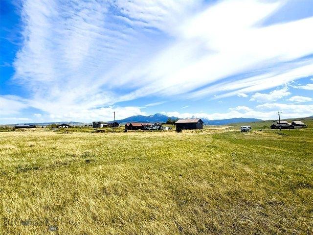 Haven Meadows Loop Lot 14, Livingston, MT 59047