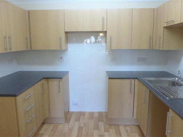 Havenvale, Clacton On Sea CO15, 1 bed flat to rent, £995 pcm | PrimeLocation