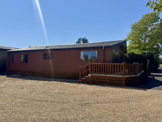 Havenwood Nursery Lodge, Broad Road, Hambrook, Chichester, West Sussex PO18, 2 bed detached bungalow to rent, £1,200 pcm | PrimeLocation