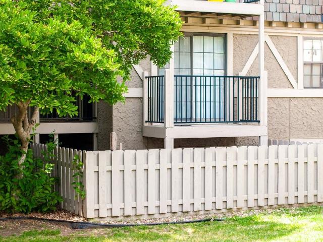 Haverford West 1 Bedroom Apartment for Rent at 11305 W 75th St, Shawnee, KS 66214