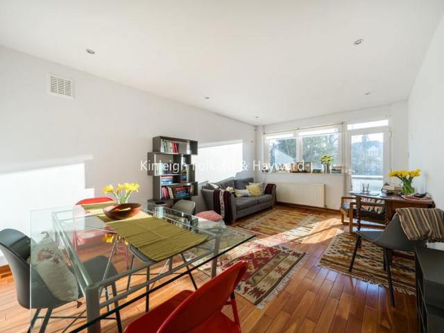 Haverstock Hill, Belsize Park. 2 bed flat to rent £3,000 pcm £692 pw