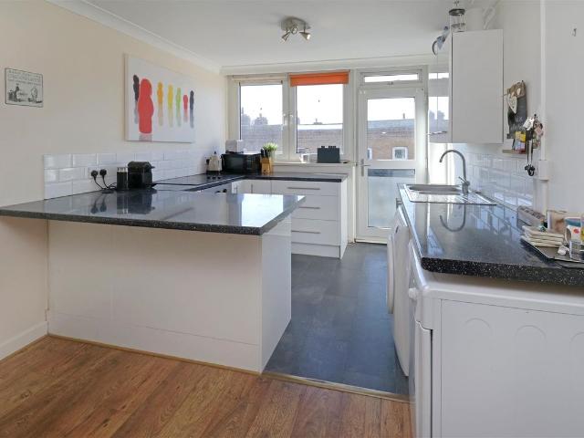 Haverstock Road, Gospel Oak NW5, 2 bed flat to rent, £1,650 pcm | PrimeLocation